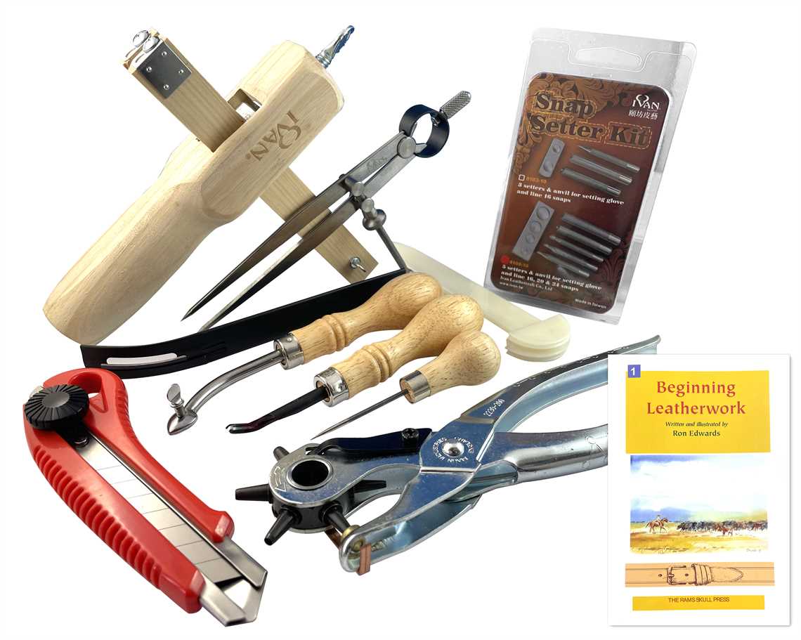 BASIC TOOL KIT 11 PIECE LEATHERWORK SET